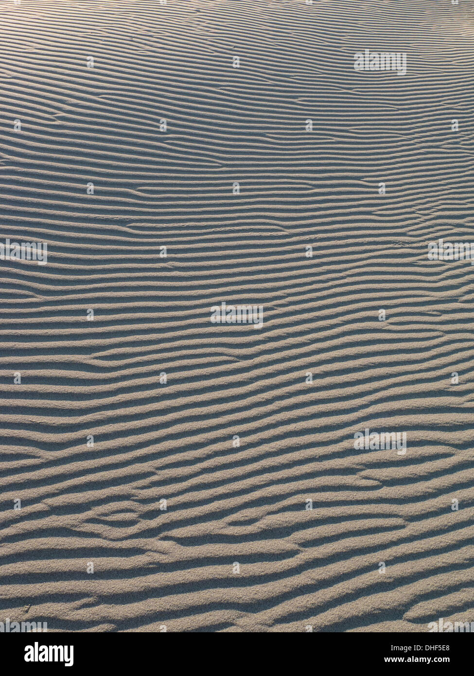 Dunes wave pattern in hi-res stock photography and images - Alamy