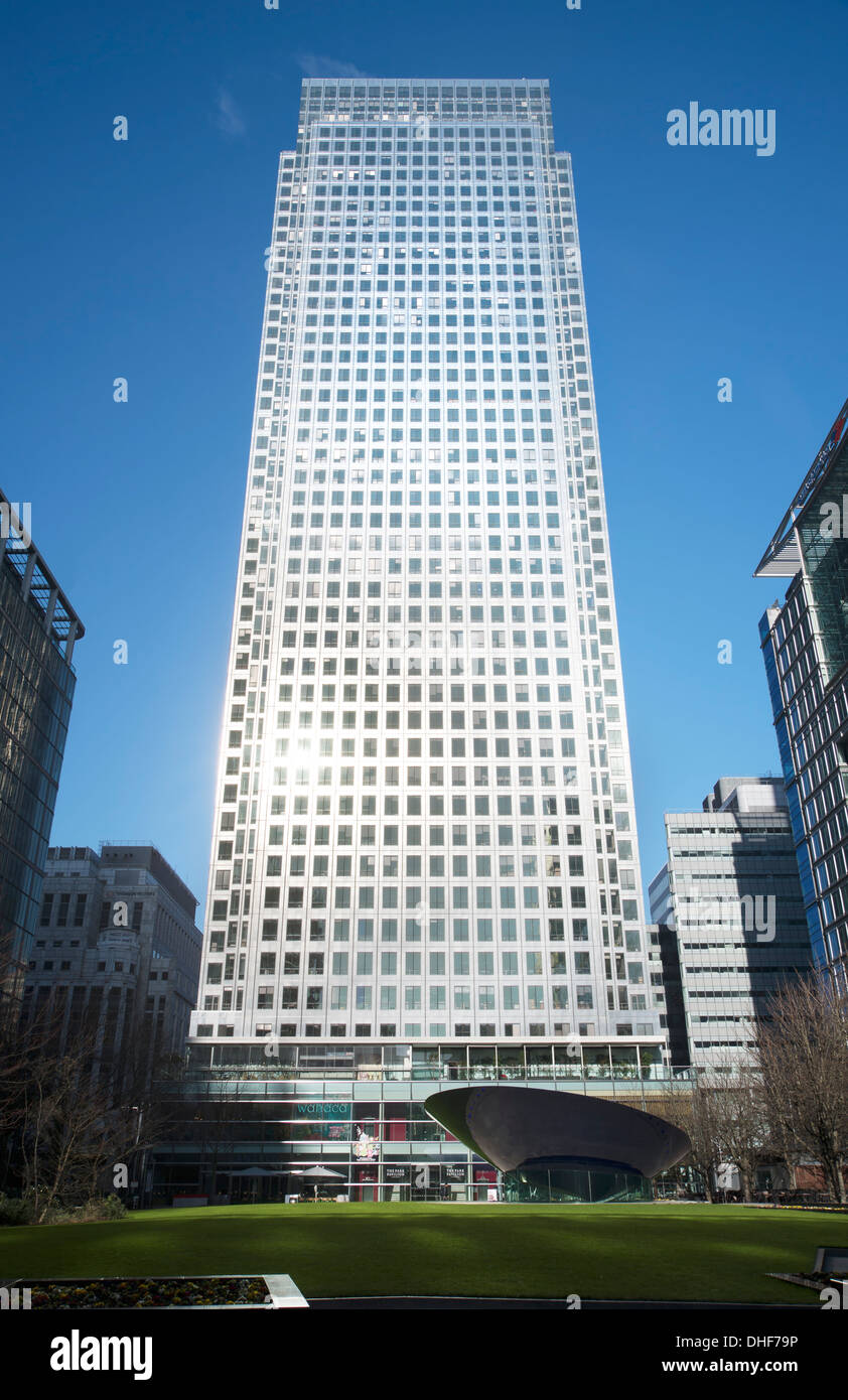 Canada square park hi-res stock photography and images - Alamy