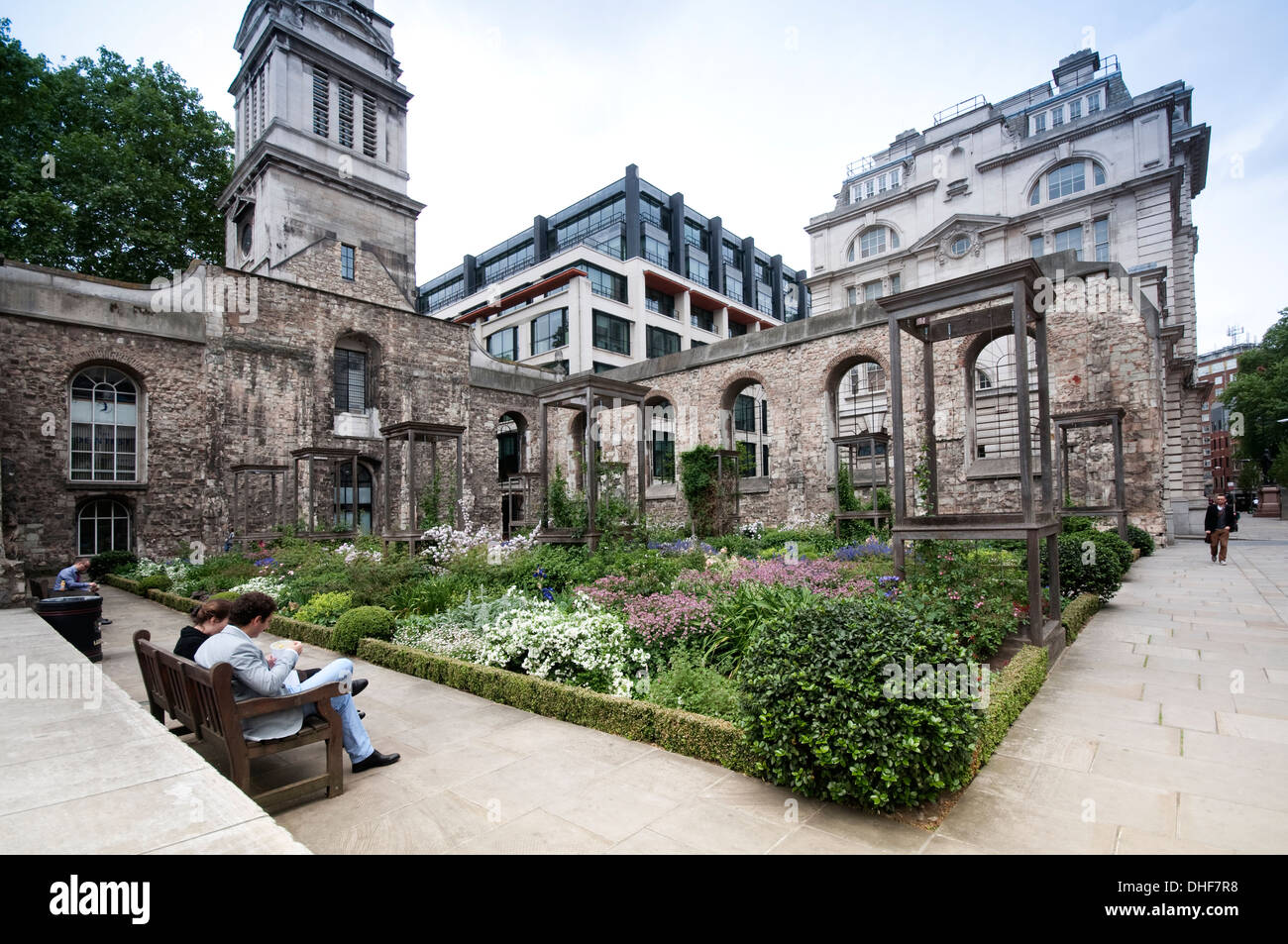 England, London, Christ Church Greyfriars, Garden Stock Photo - Alamy