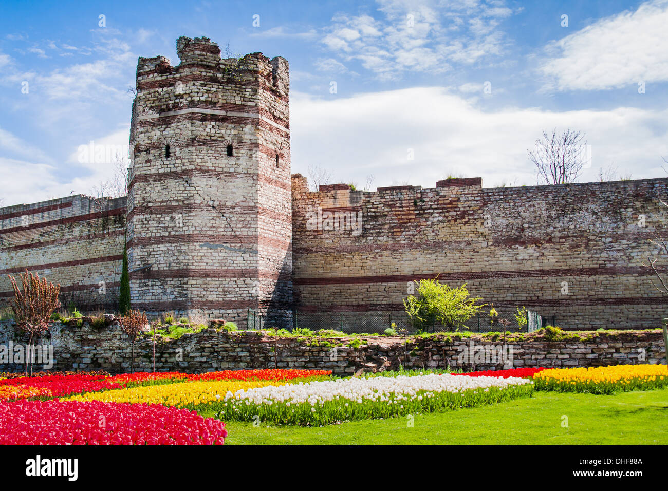Constantinople walls hi-res stock photography and images - Alamy