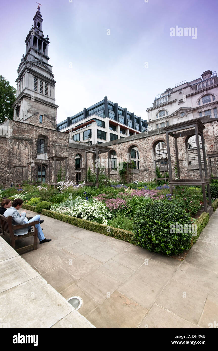 England, London, Christ Church Greyfriars, Garden Stock Photo - Alamy