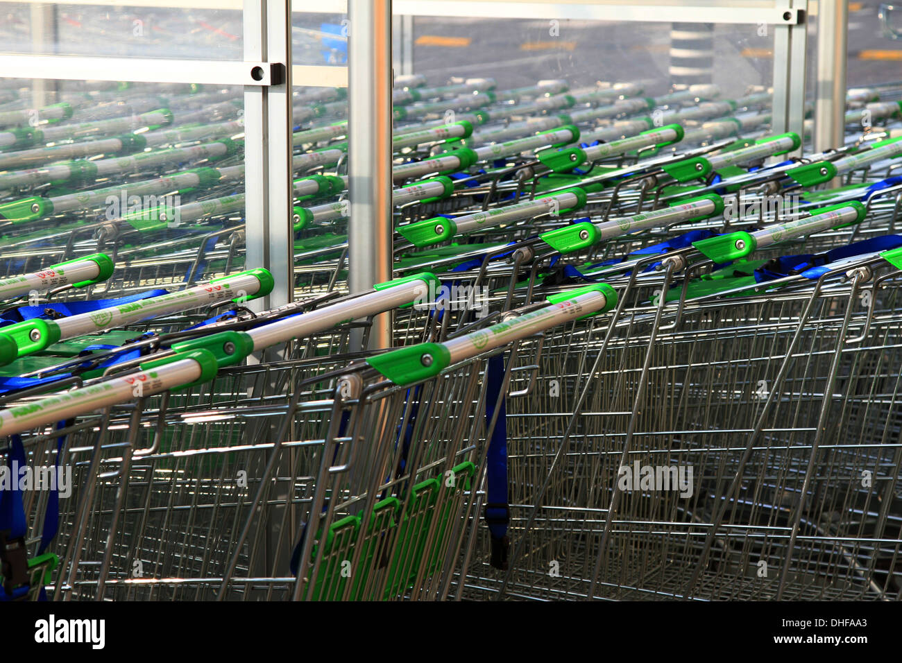 Shopping Trolley,invented,1937 Oklahoma, supermarket, Shopping cart ...