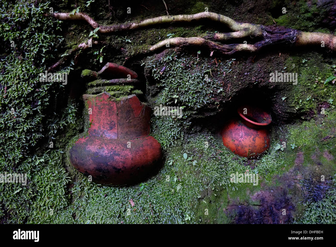 Artifact soil hi-res stock photography and images - Alamy