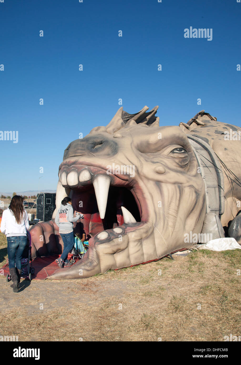 Giant inflatable monster hi-res stock photography and images - Alamy