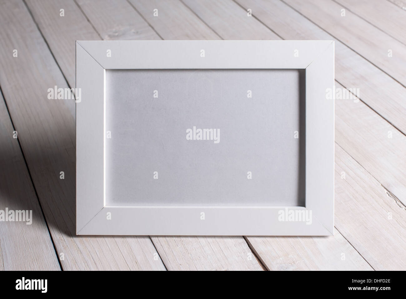 empty photo frame in woman hands Stock Photo - Alamy