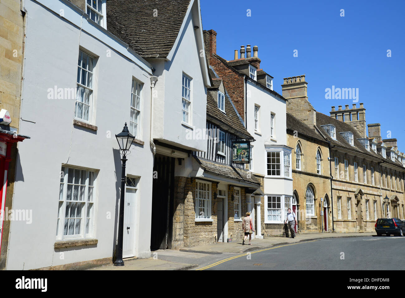 St Mary's Street, Stamford, Lincolnshire, England, United Kingdom Stock ...
