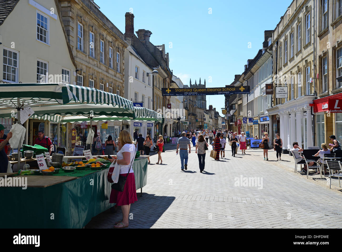 High Street, Stamford, Lincolnshire, England, United Kingdom Stock ...