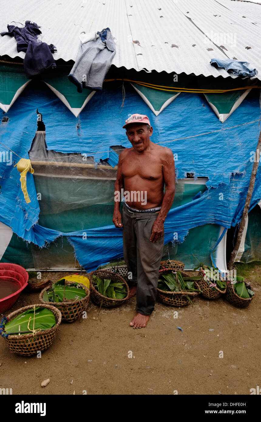 A man from the Guna people in the Island of Aligandì a small island ...