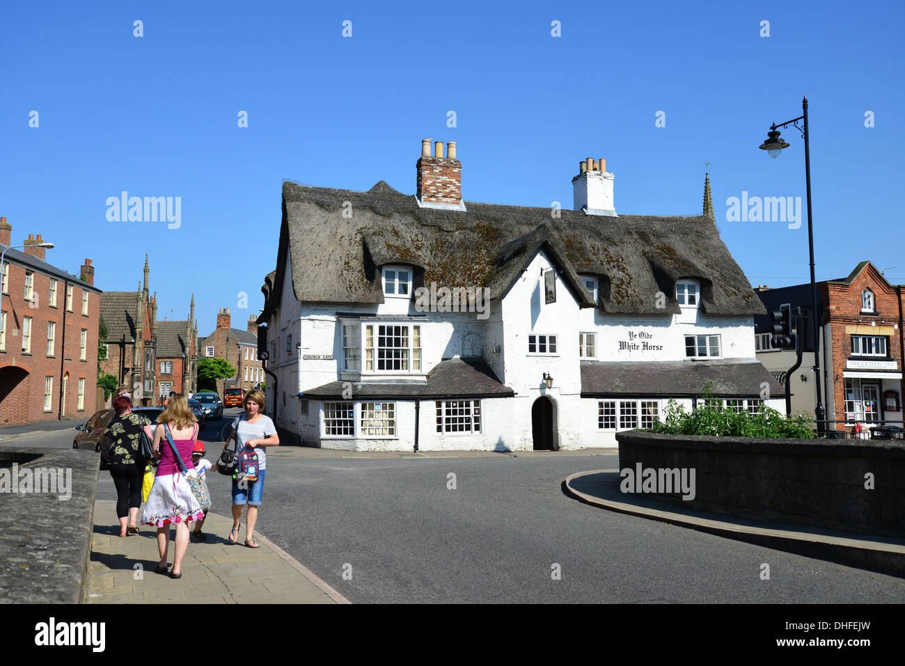 Ye Olde White Horse Pub, Church Gate, Spalding, Lincolnshire, England ...