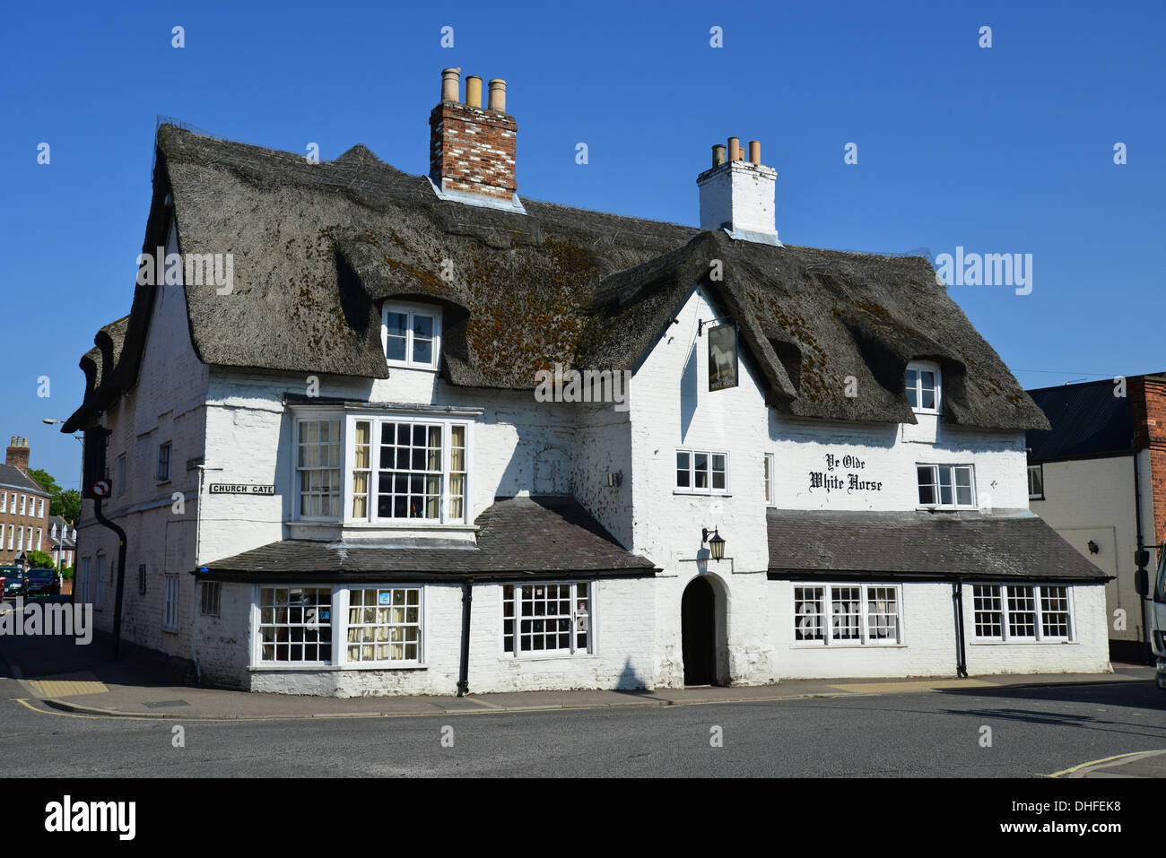 Ye Olde White Horse Pub, Church Gate, Spalding, Lincolnshire, England ...