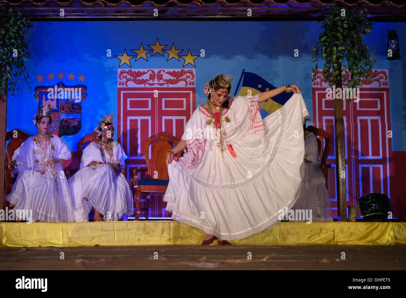 Panamanian women wearing a typical Gala Pollera.outfit dance during the ...