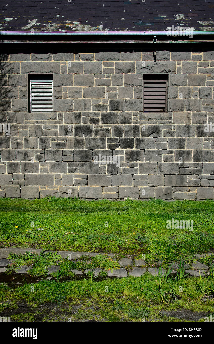 Bluestone gutter hi-res stock photography and images - Alamy