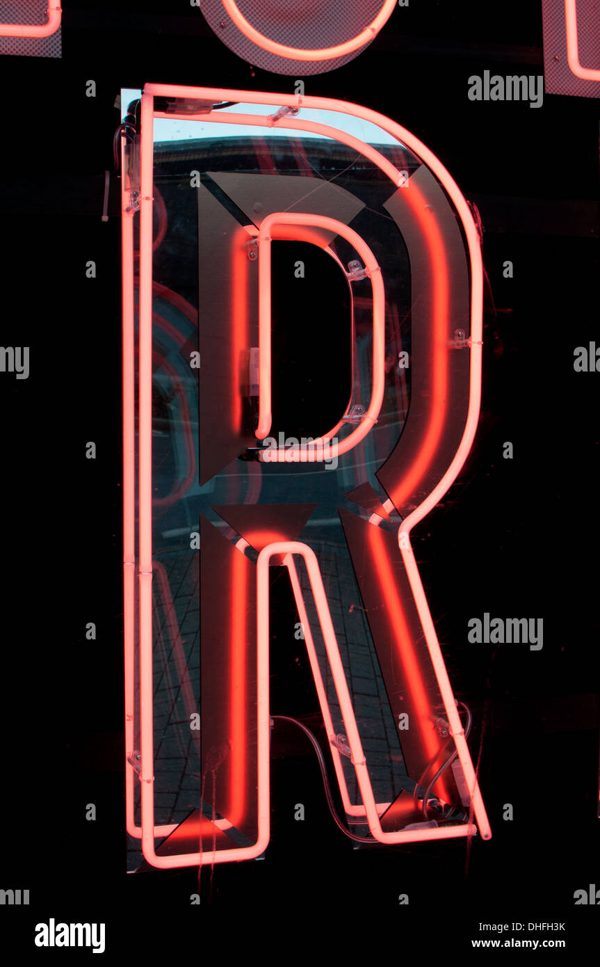 Neon letter r hi-res stock photography and images - Alamy