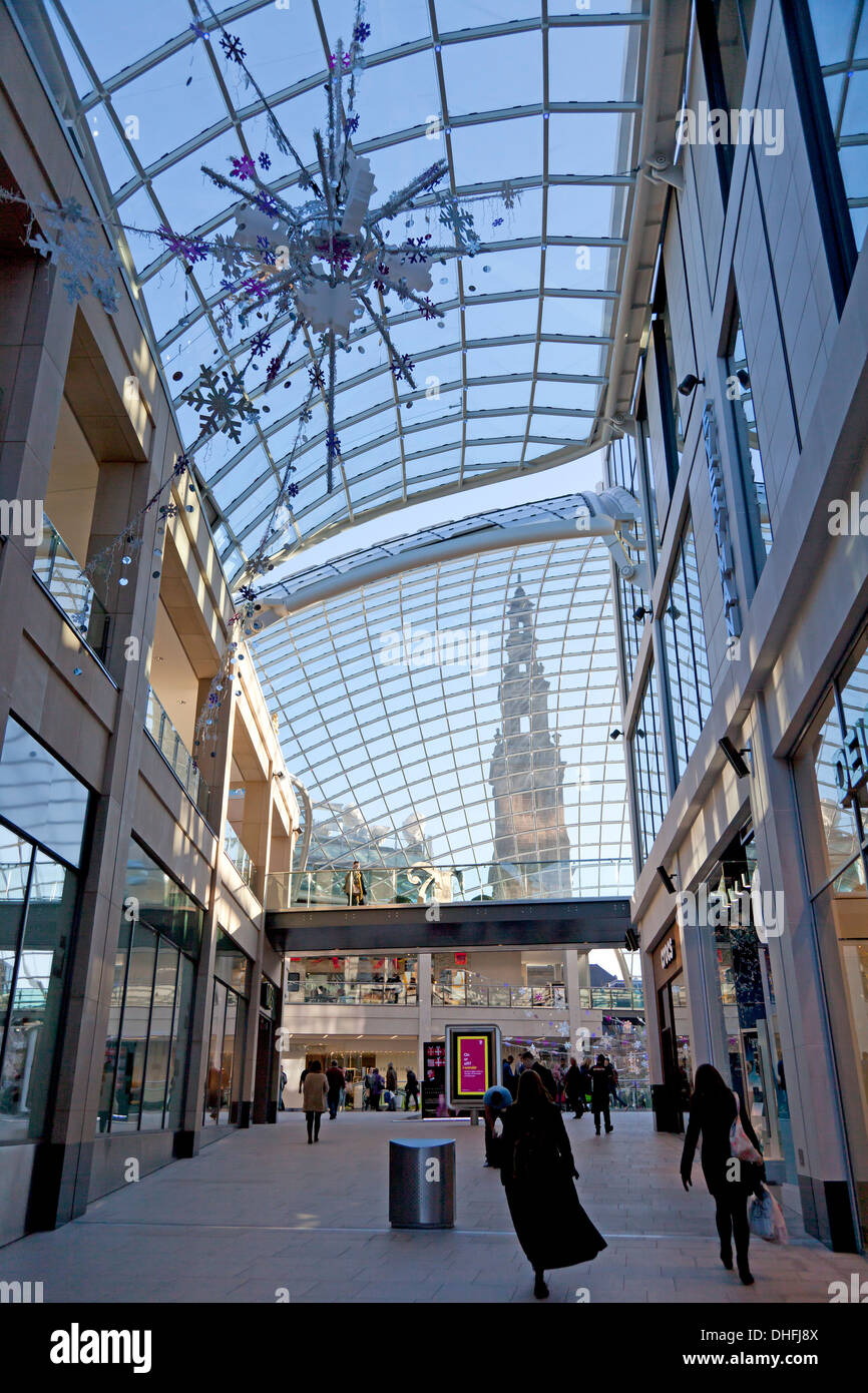 Inside trinity shopping centre leeds hi-res stock photography and ...