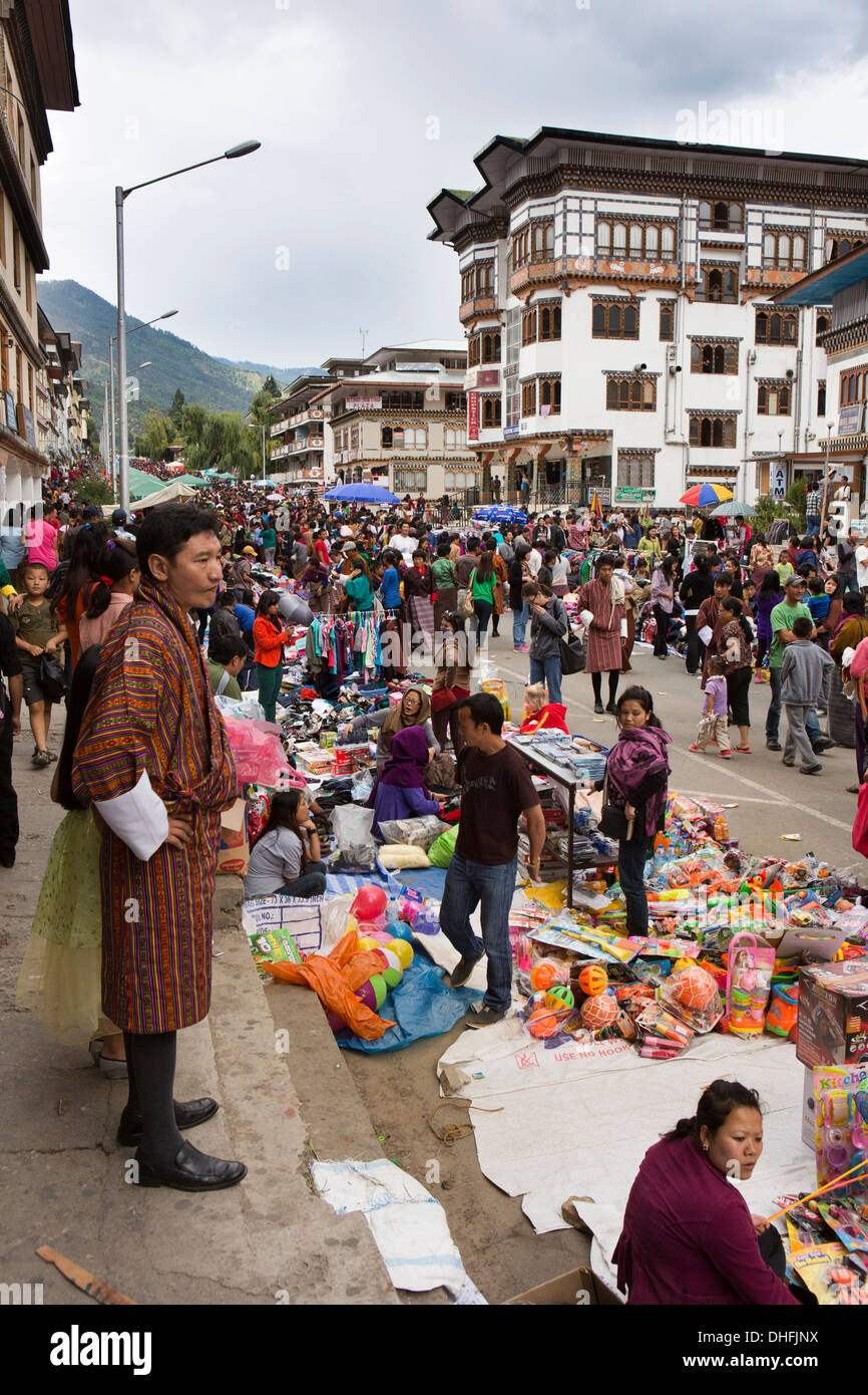 Bhutan, Thimpu, Norzim Lam, crowds of people at Tsechu street market ...