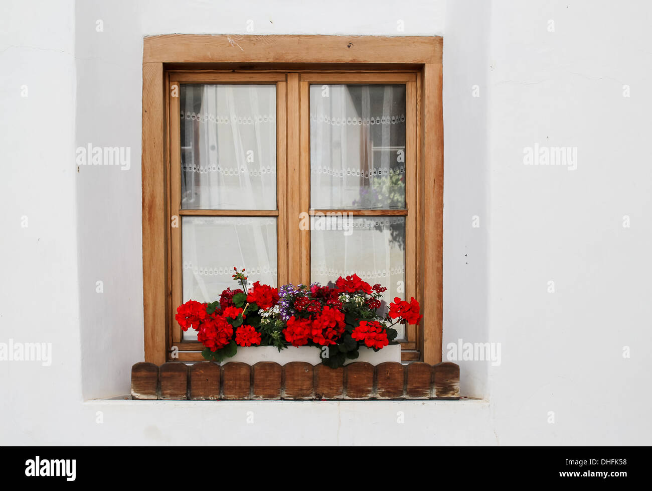 Swiss village alpine house flowers hi-res stock photography and images ...