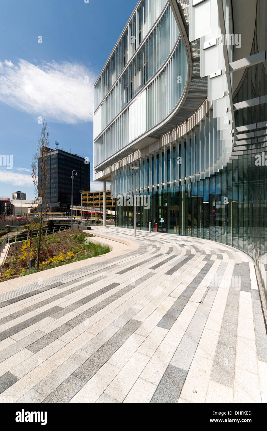 Number 1 riverside offices hi-res stock photography and images - Alamy