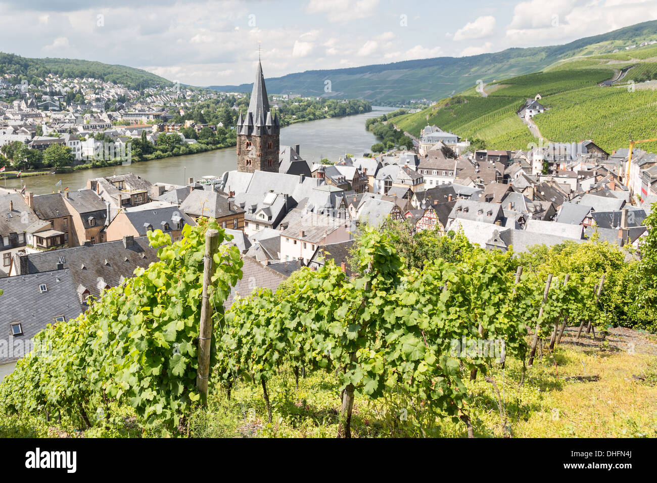 Bernkastel kues moselle bridge hi-res stock photography and images - Alamy