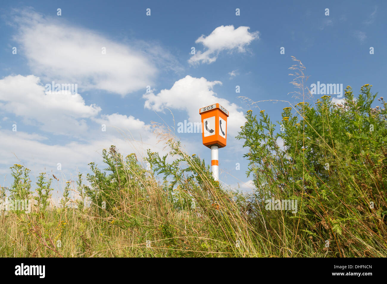 Roadside emergency services hi-res stock photography and images - Alamy