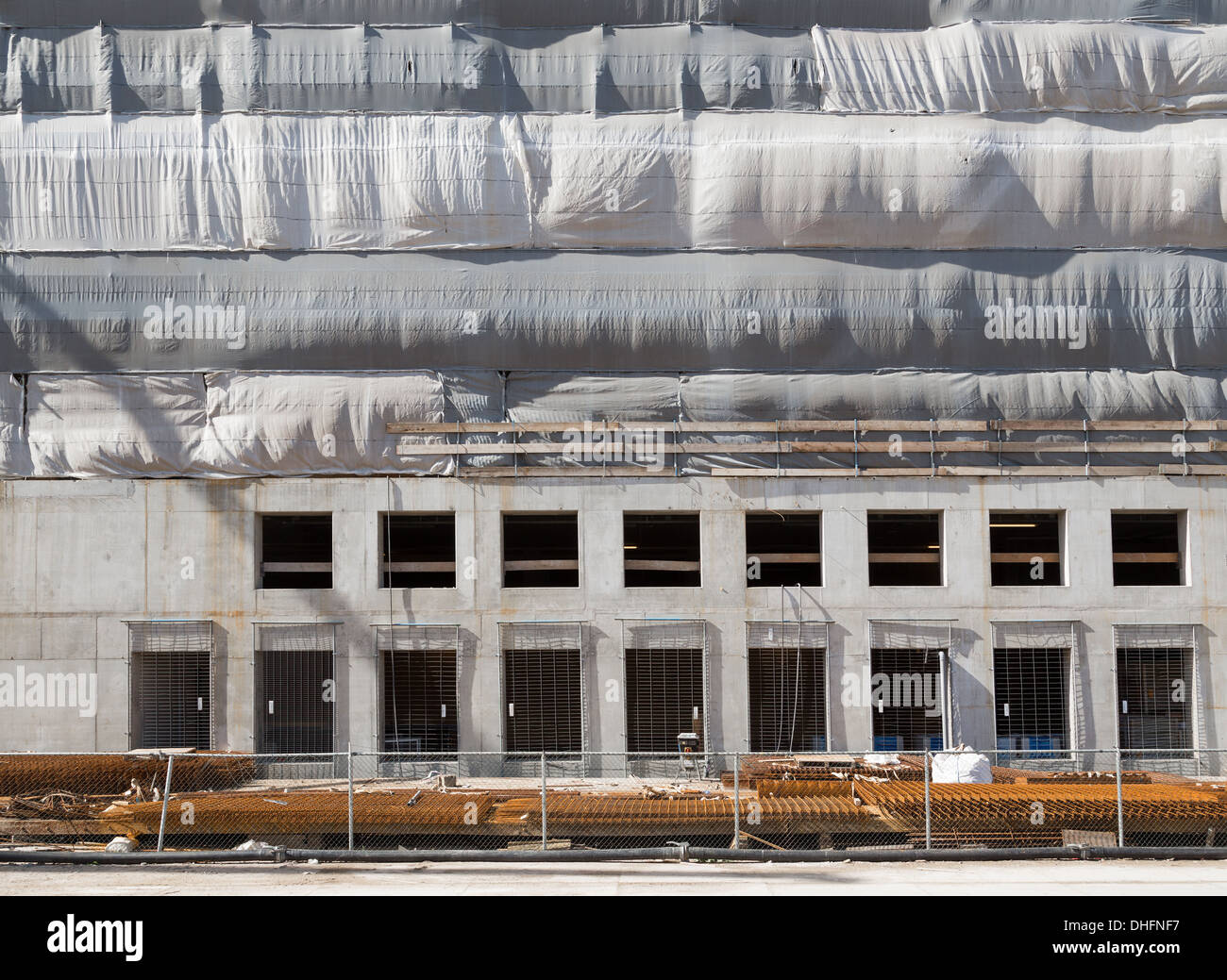 Construction site of a new office building Stock Photo - Alamy