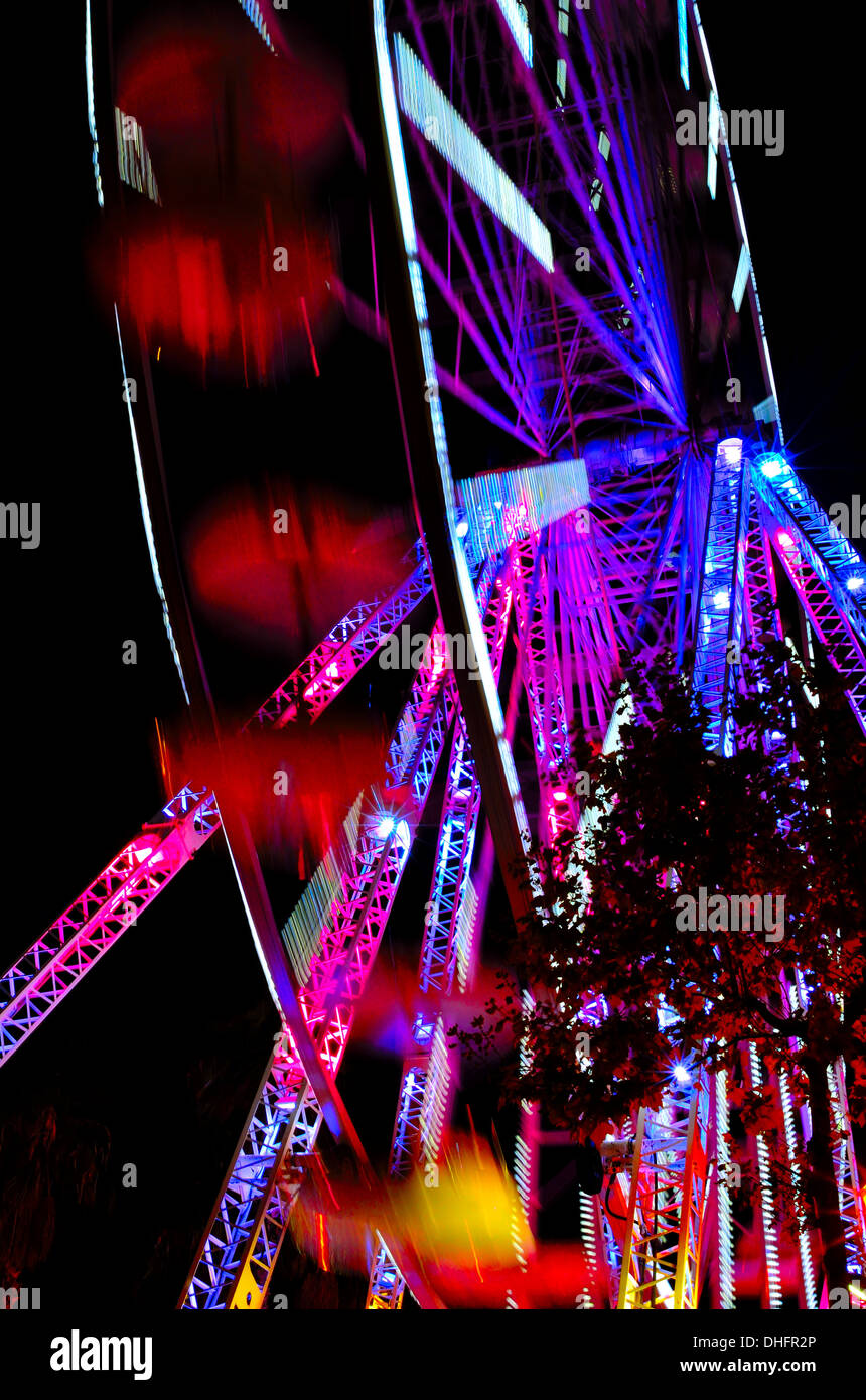 Red light ferris wheel hi-res stock photography and images - Alamy