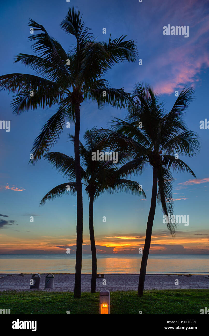 Tropical sunrise hi-res stock photography and images - Alamy