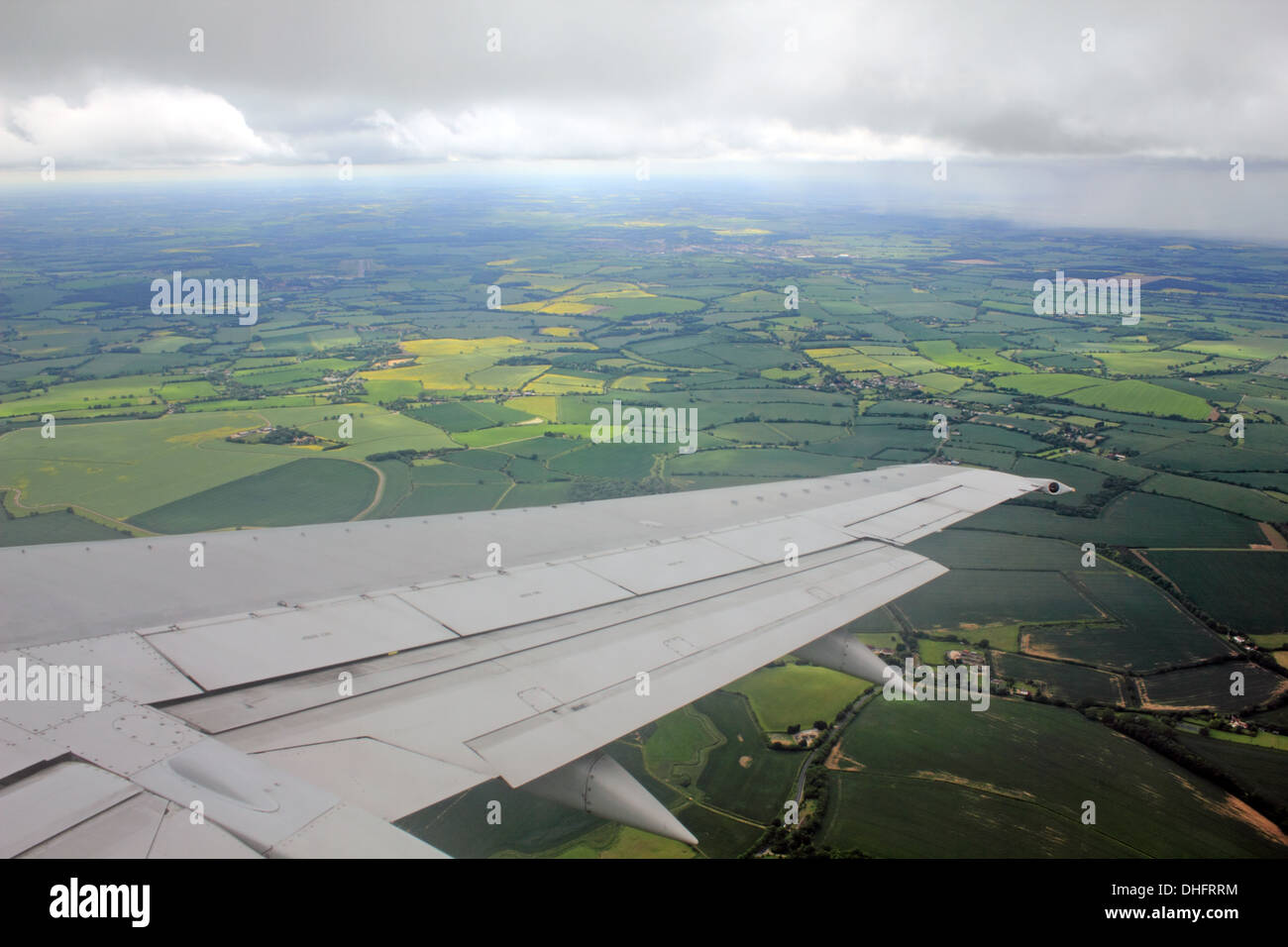 View from plane wing hi-res stock photography and images - Alamy