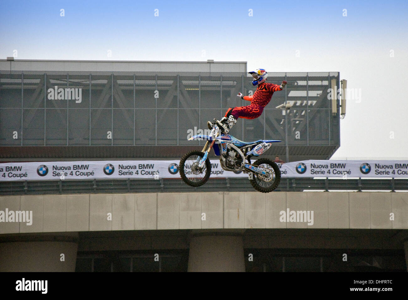 Motorcycle Acrobatics Stock Photos & Motorcycle Acrobatics Stock Images ...