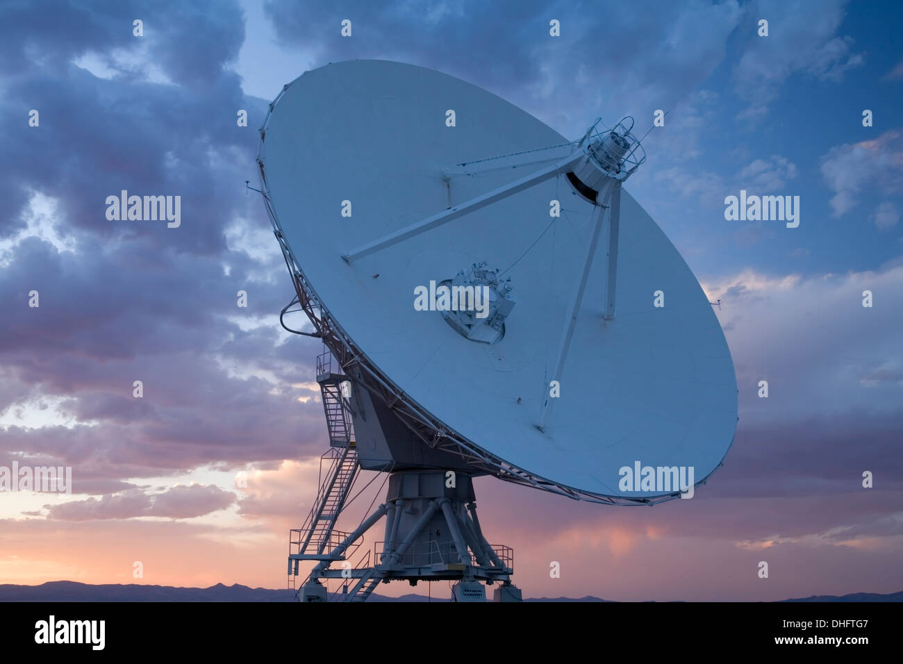 Radio telescope, Very Large Array (VLA), San Agustin Plains, near ...
