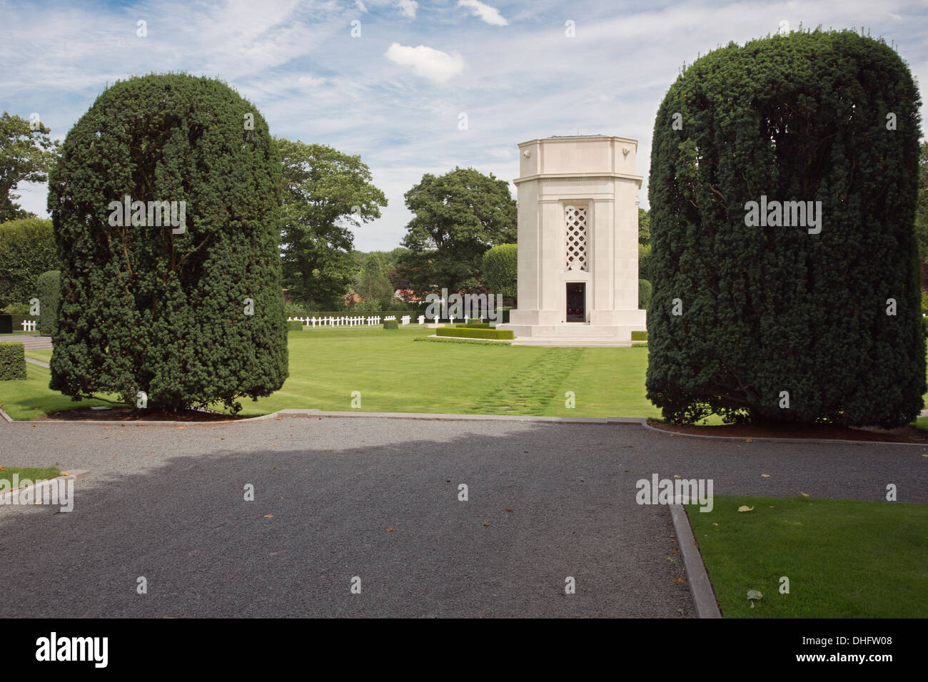 Flanders field cemetery hi-res stock photography and images - Alamy