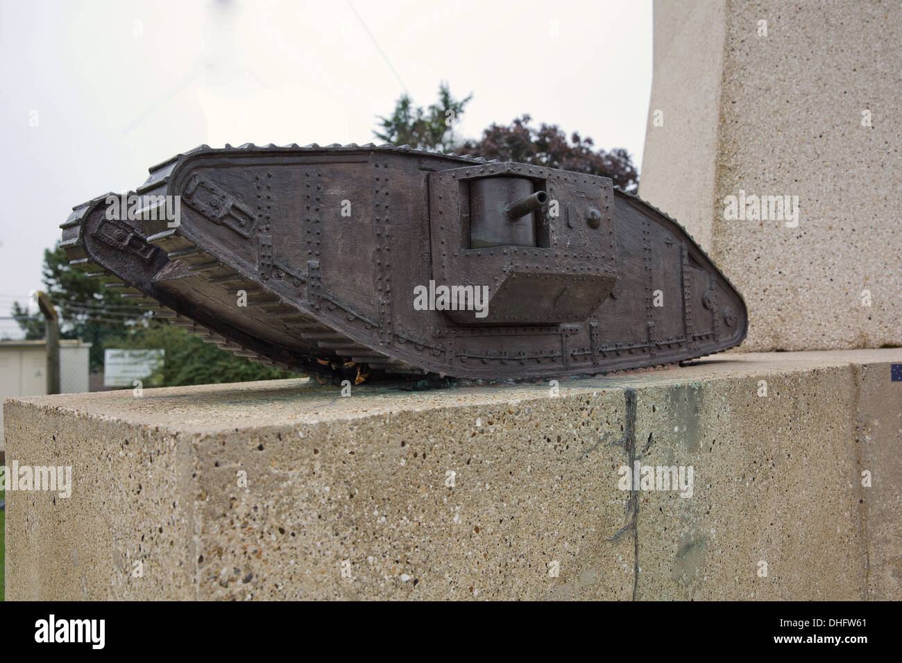 World war one tank trench hi-res stock photography and images - Alamy