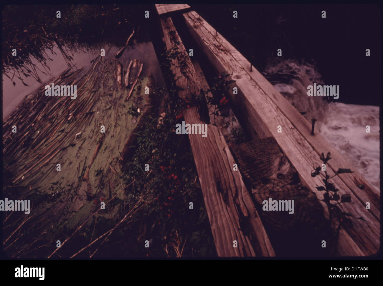 Vintage Canal Lock High Resolution Stock Photography and Images - Alamy