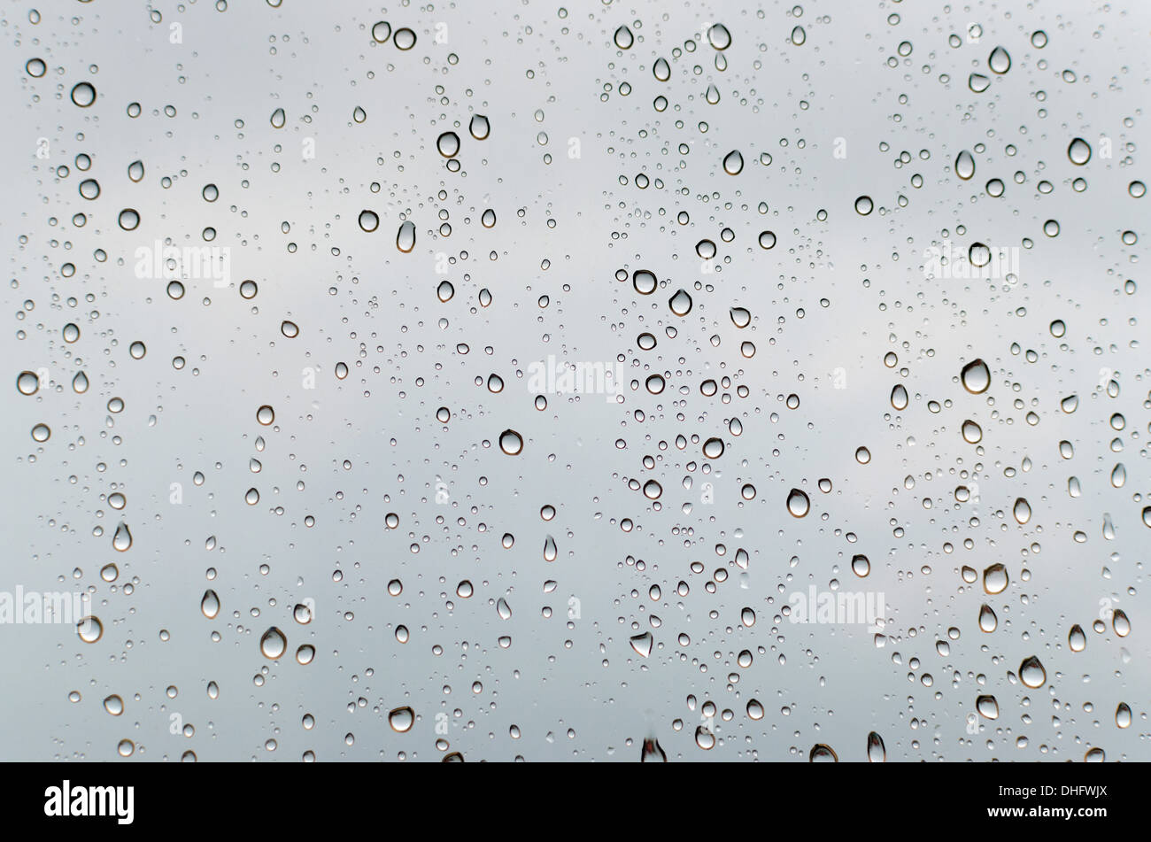 Raindrop pattern hi-res stock photography and images - Alamy