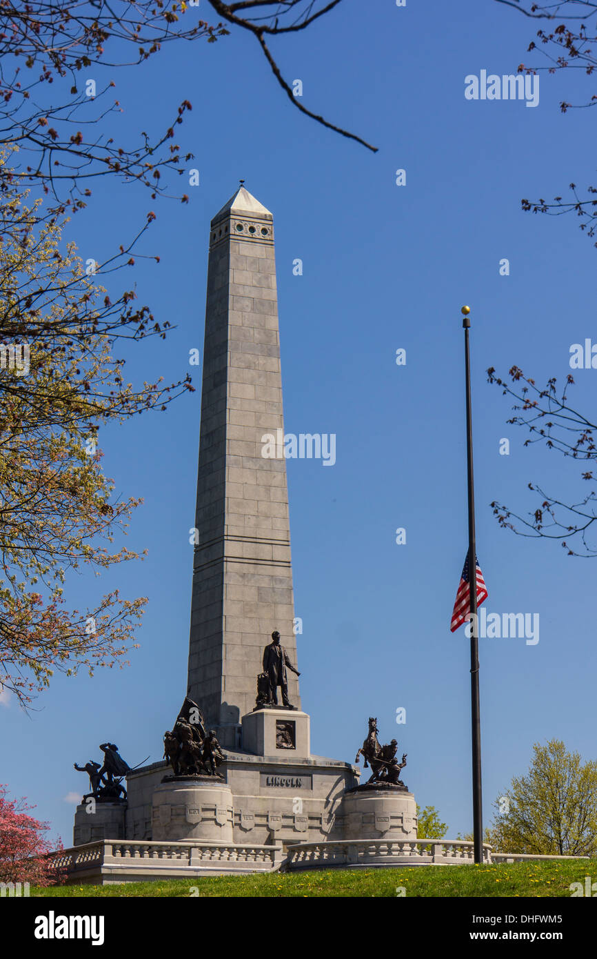 Abraham Lincoln Tomb in Springfield, Illinois Stock Photo - Alamy