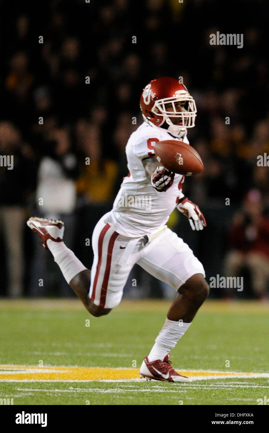 Waco, TX, USA. 7th Nov, 2013. Oklahoma Sooners defensive back Gabe Lynn ...