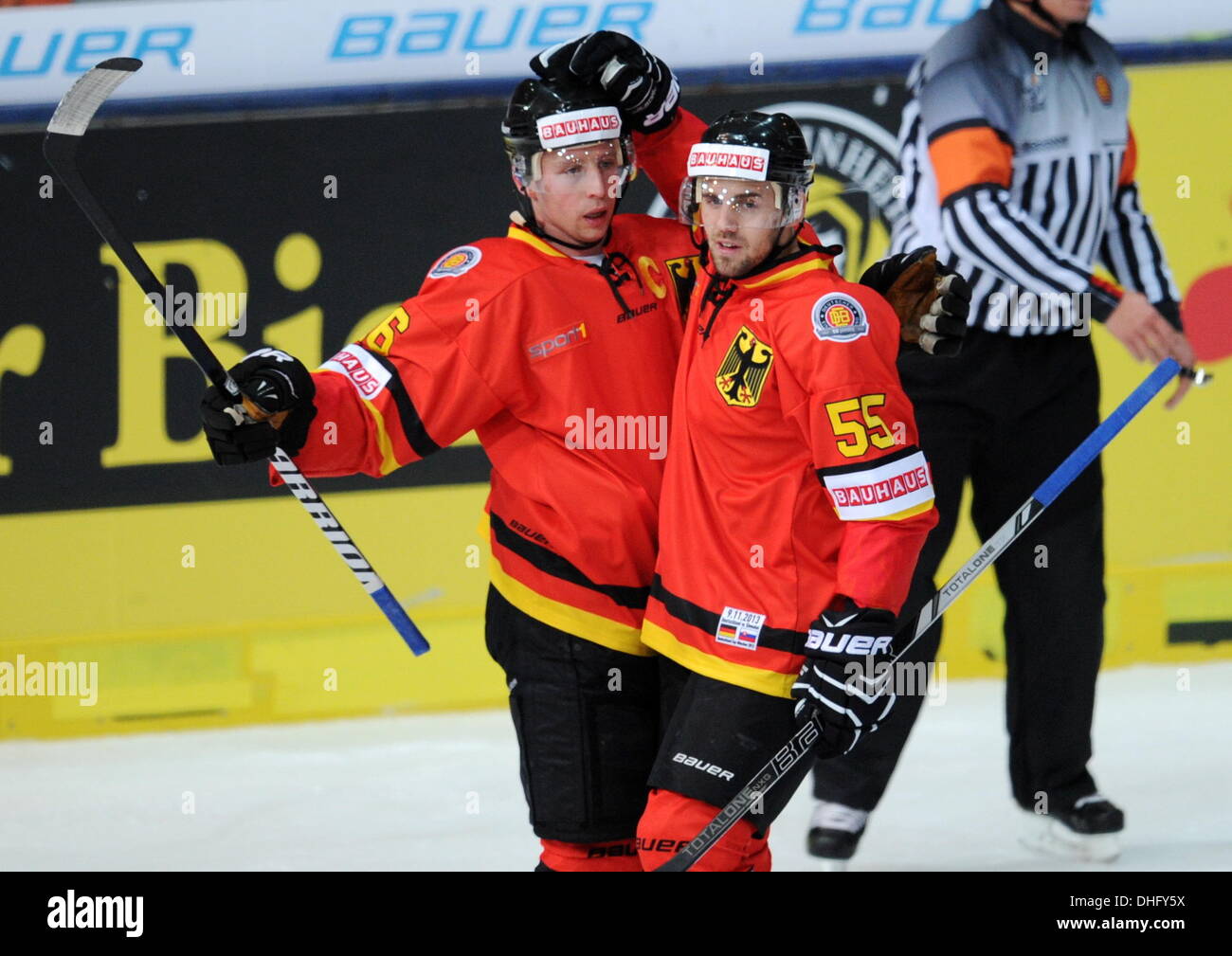 Munich, Germany. 09th Nov, 2013. Germany's Felix Schuetz (R ...