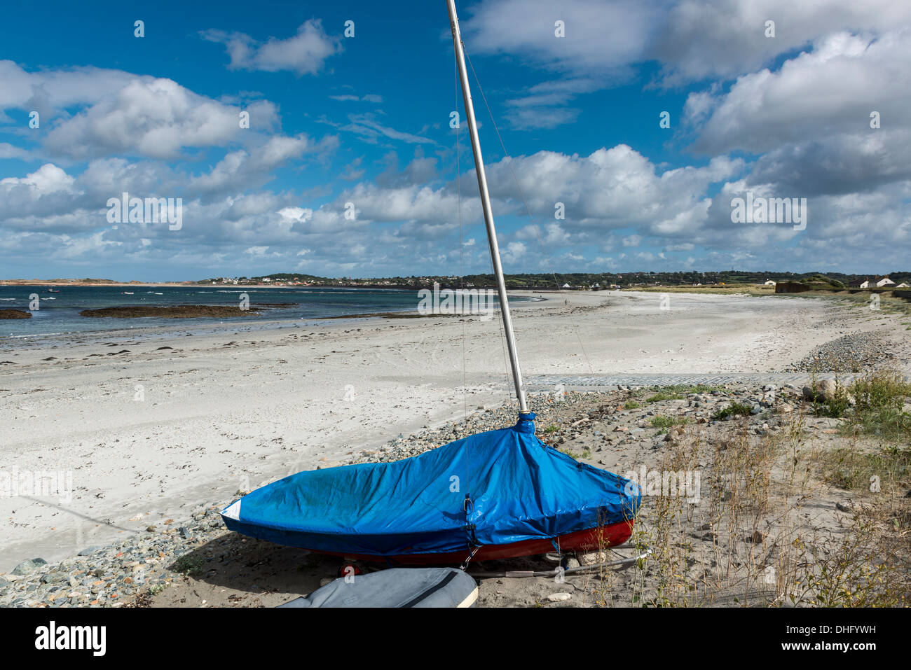 Vazon Bay, Castel, Guernsey, Channel Islands Stock Photo - Alamy