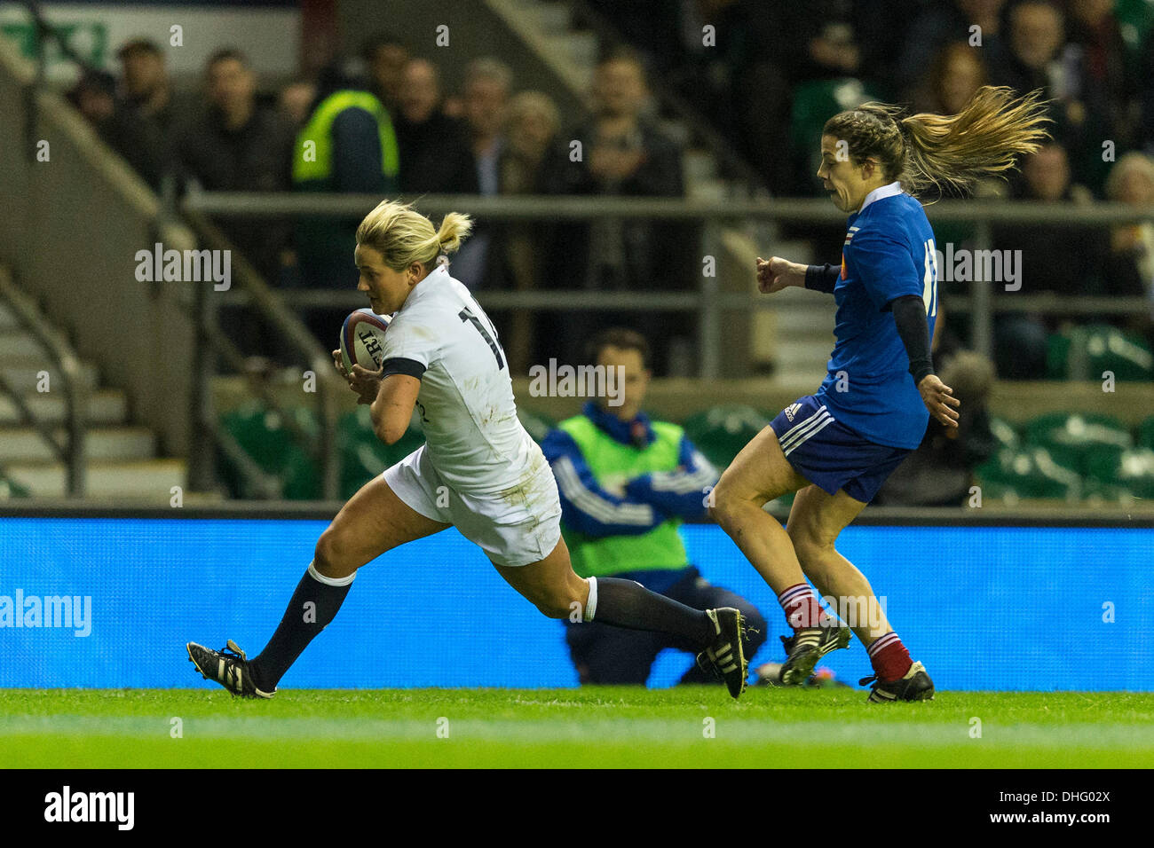 London, UK. 09th Nov, 2013. England's Claire ALLAN scores a try during ...