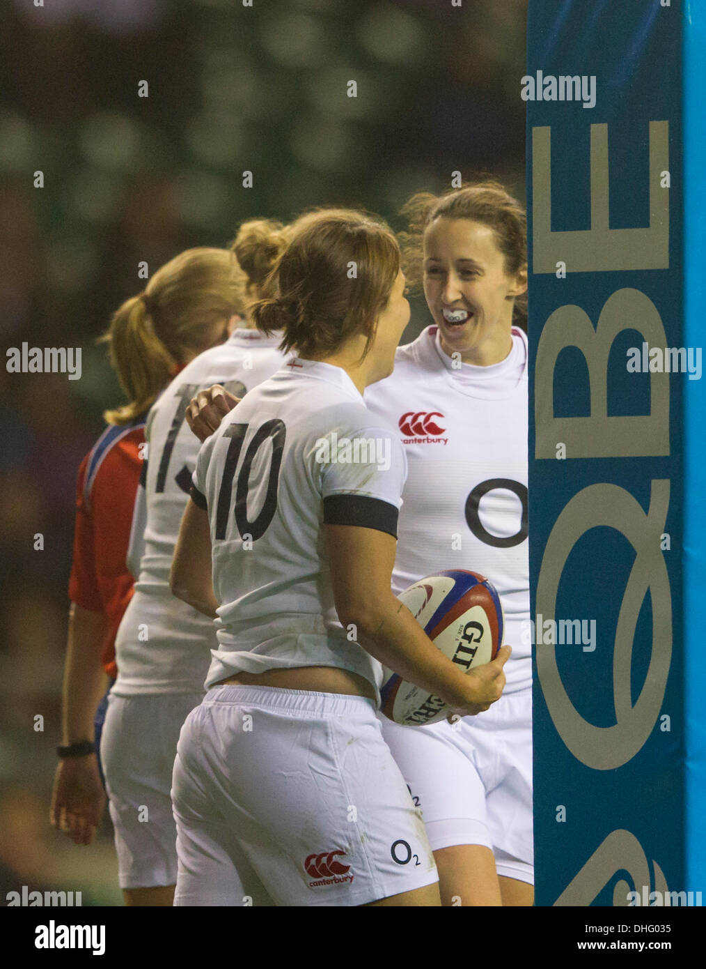 London, UK. 09th Nov, 2013. England's Katy McLEAN celebrates with ...