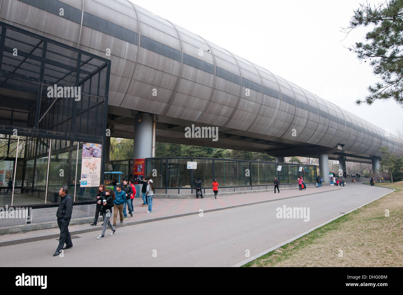 Overpass for animals hi-res stock photography and images - Alamy