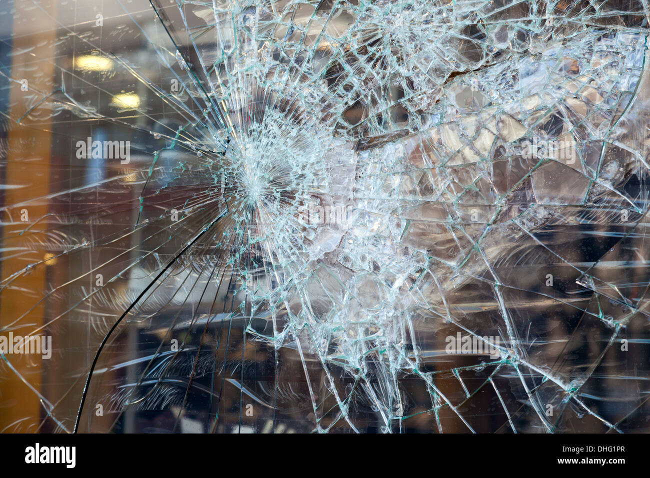 Smashed glass hi-res stock photography and images - Alamy