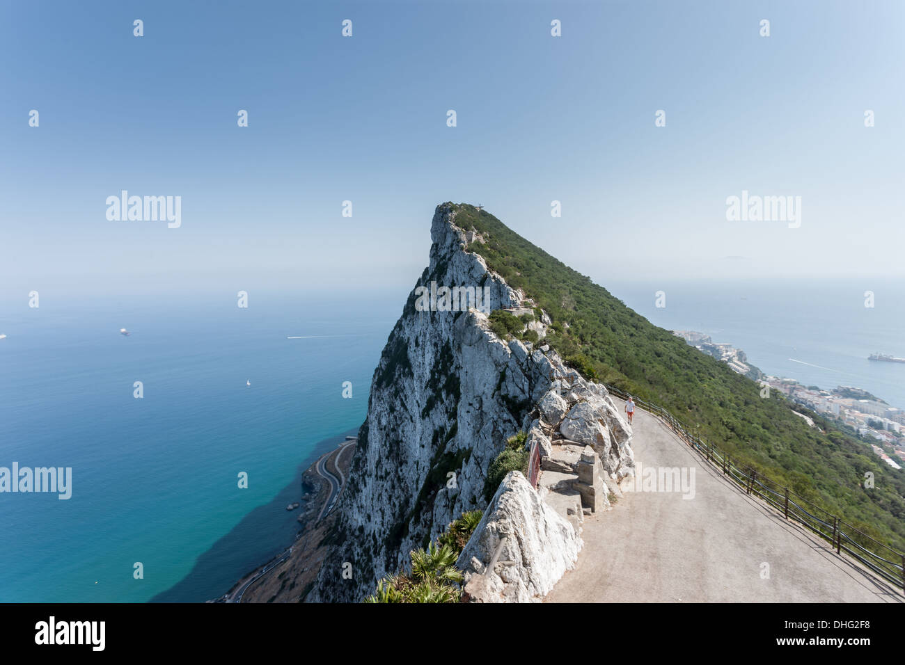 Rock of gibraltar hi-res stock photography and images - Alamy