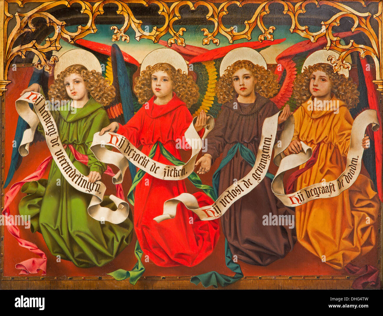 Altar angels hi-res stock photography and images - Alamy