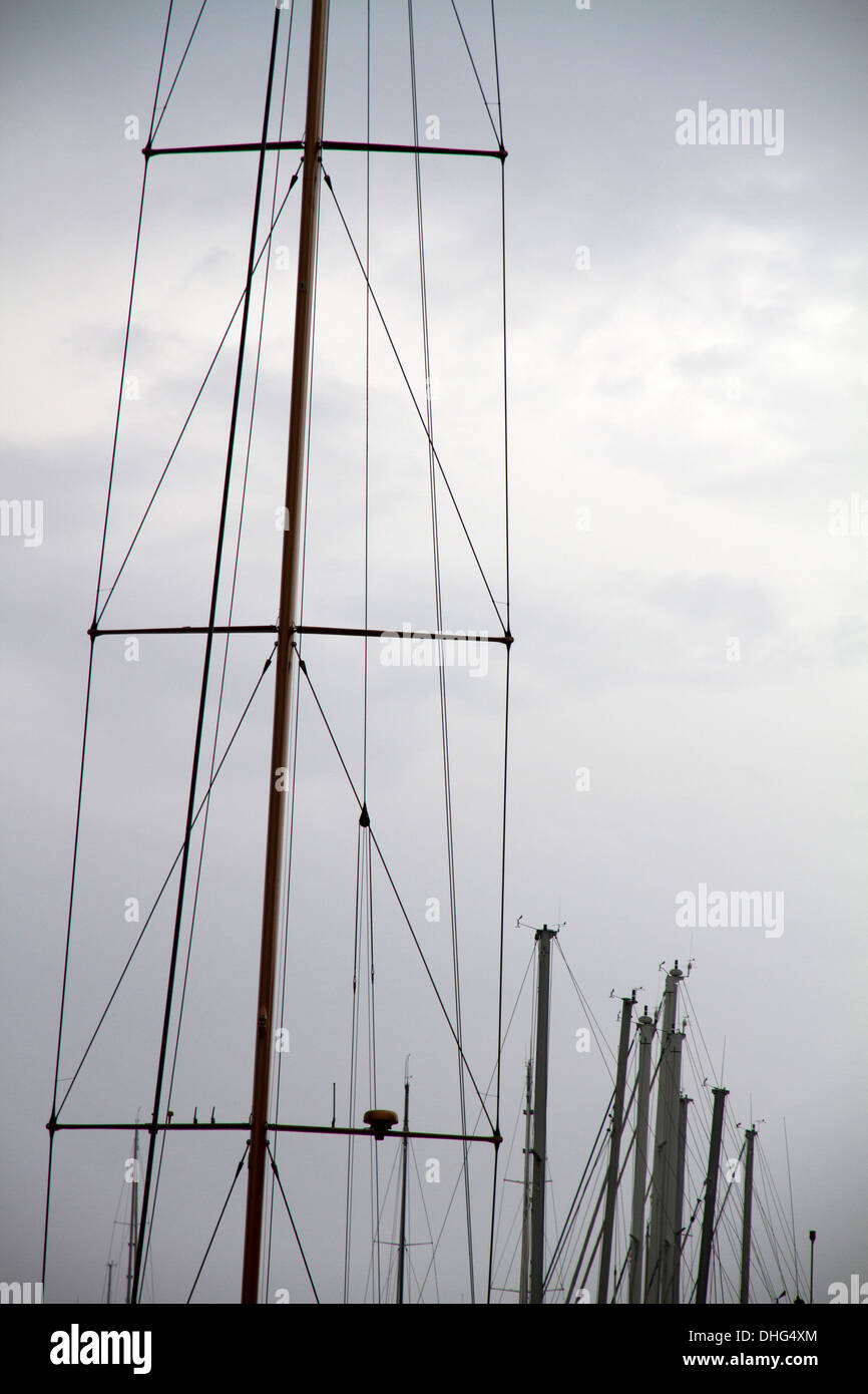 mast on sky sailing boat Stock Photo - Alamy