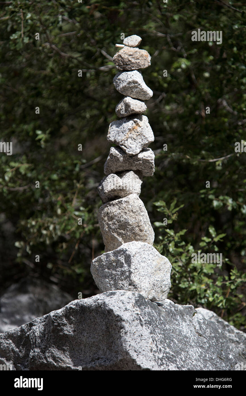 Stacking stones hi-res stock photography and images - Alamy