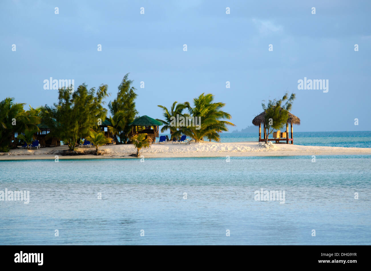 Honeymoon Island Cook Islands High Resolution Stock Photography and ...