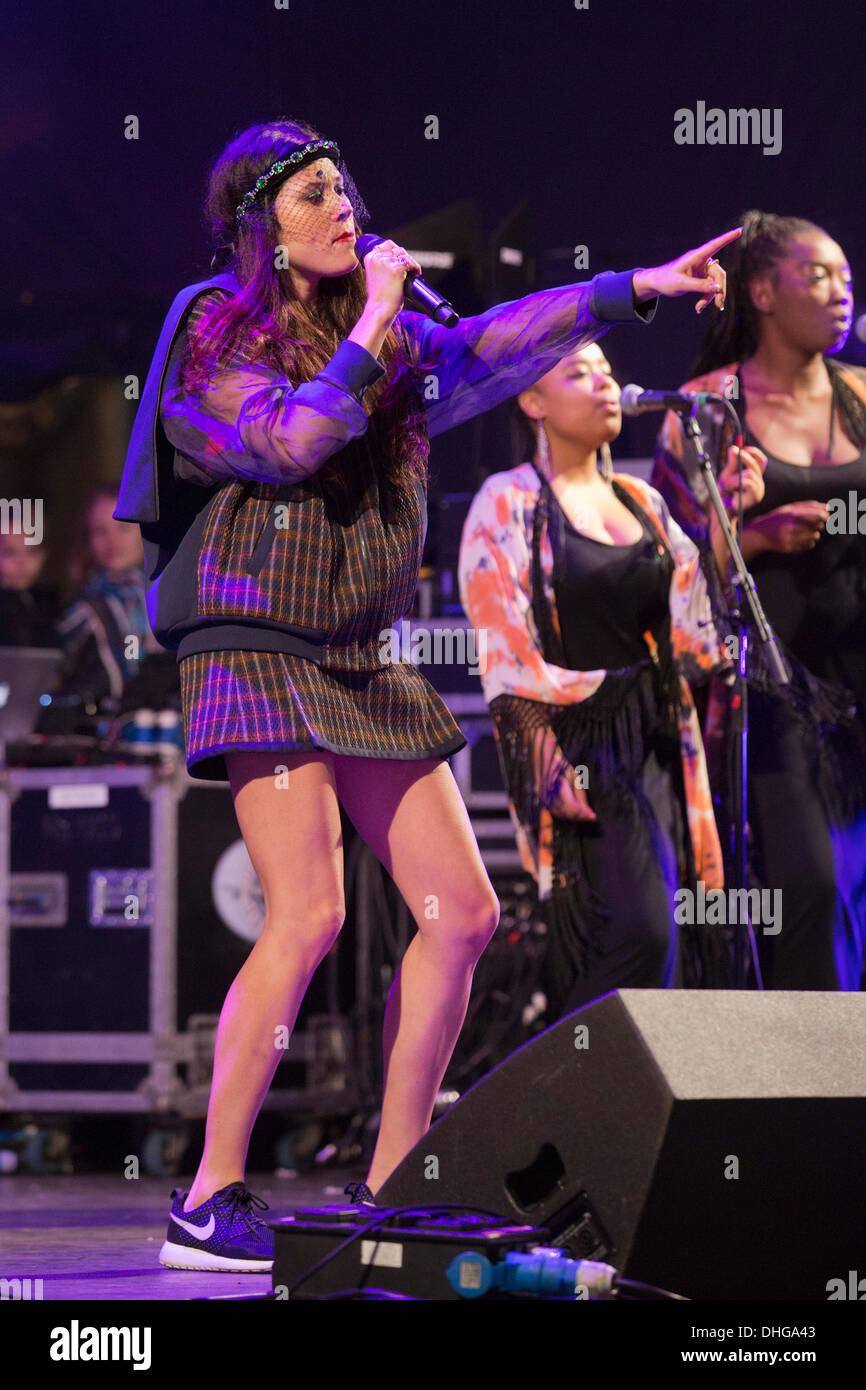 Eliza singer hi-res stock photography and images - Alamy