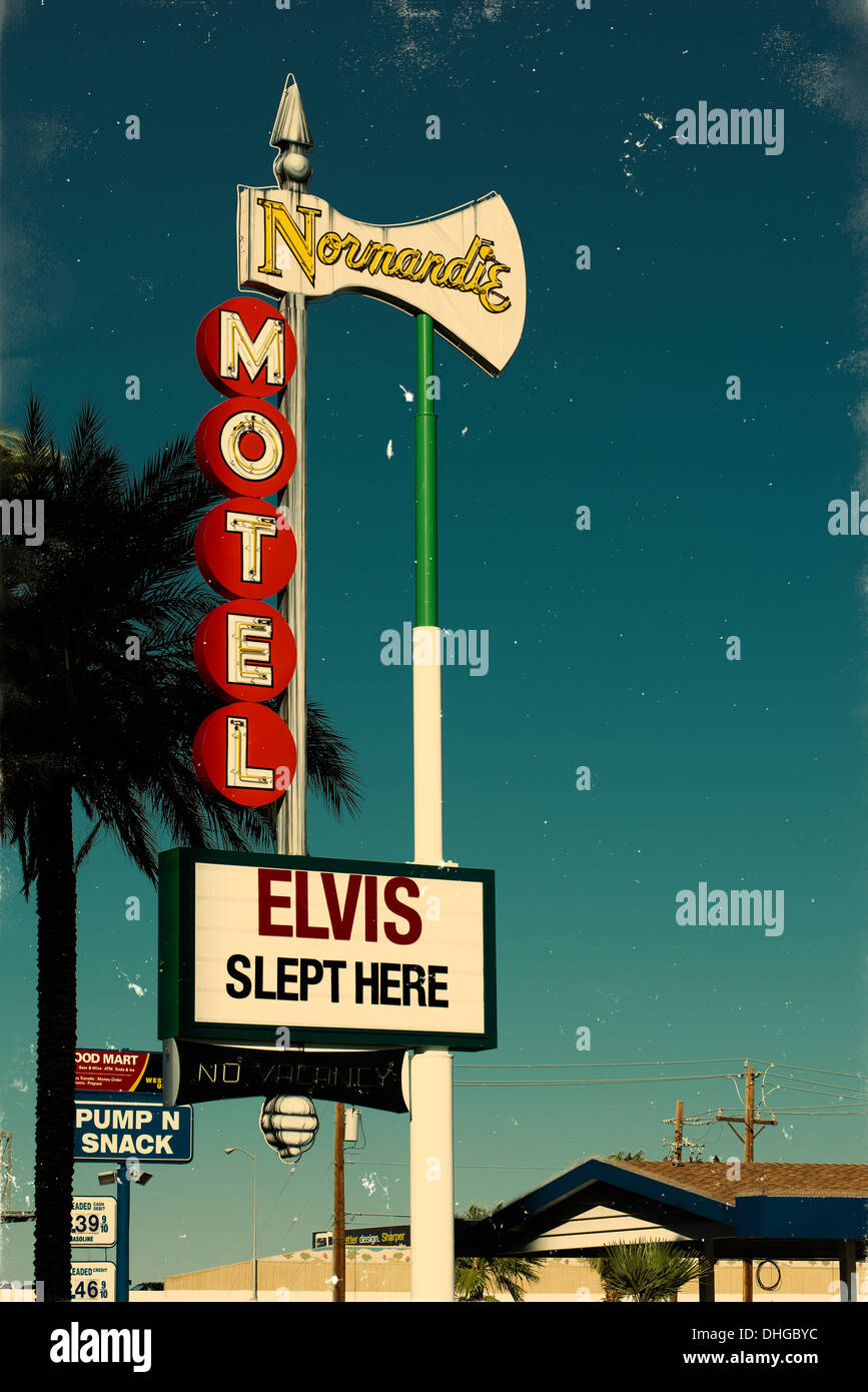 Vintage motel sign hi-res stock photography and images - Alamy