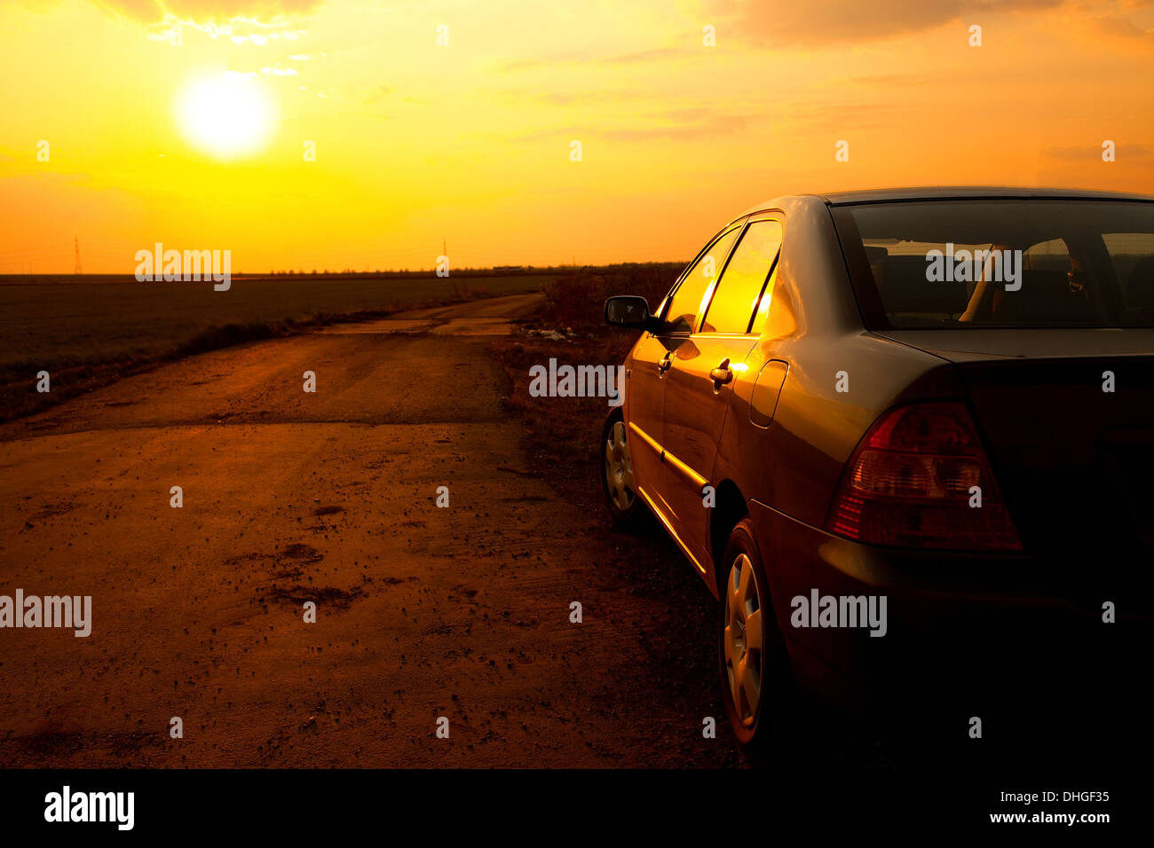 Car sunset hi-res stock photography and images - Alamy