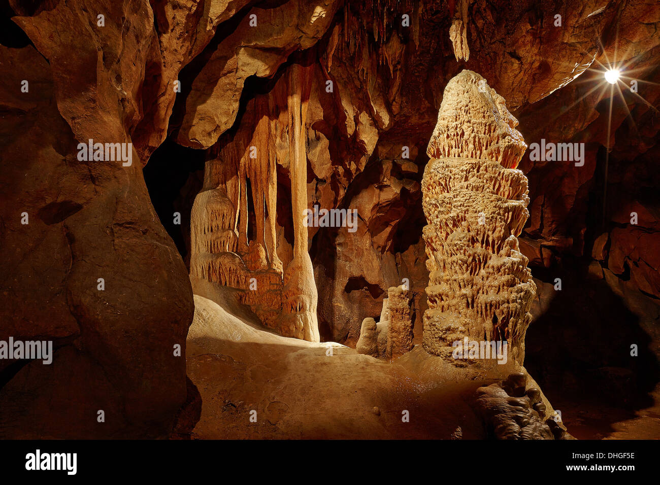 Column formation hi-res stock photography and images - Alamy